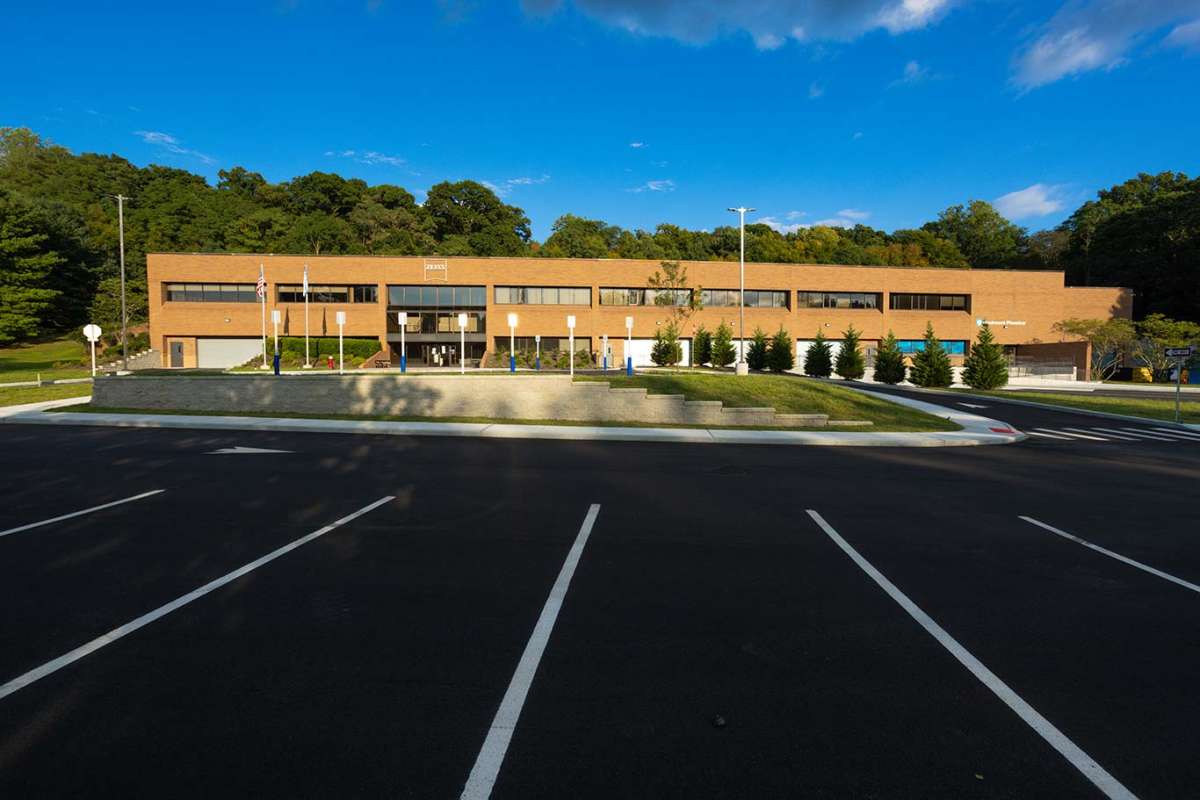 1 Zeiss Drive – Simone Development Companies